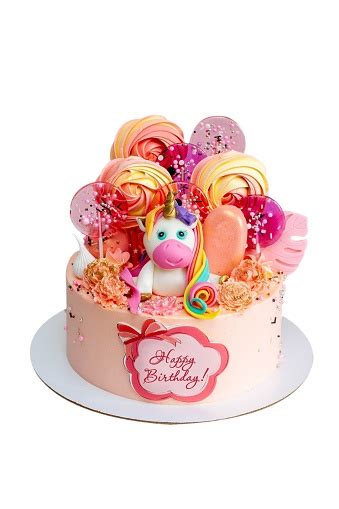 귀여운 퐁당 유니콘 막대 사탕 아이스 캔디 흰색 배경에 분리된 식용 종이에 생일 축하 텍스트가 있는 분홍색 생일 케이크 0명에 대한 스톡 사진 및 기타 이미지 Istock