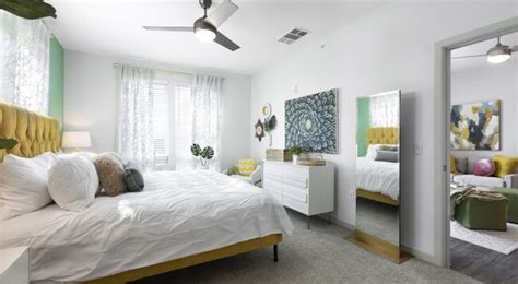 Dont Let Its Size Intimidate You 3br 4425 Jackson Ave Austin Tx 78731 Apartment Finder