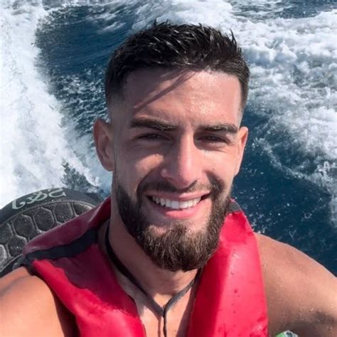 🦅 𝓑𝓮𝓻𝔂 🦅 Bery Ceka • Threads Say More