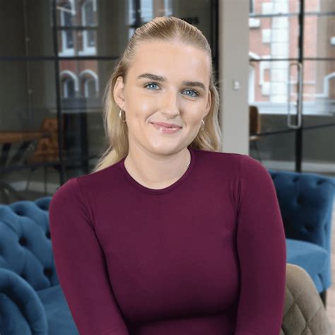 Bethan Kirby Distinct Recruitment Us