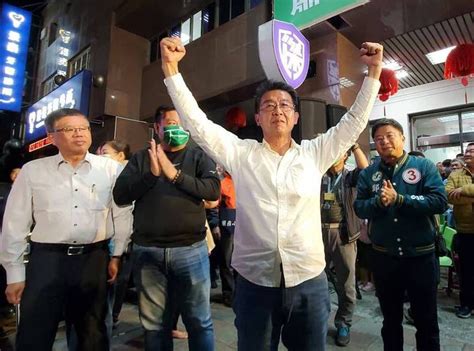 臨危受命新手達陣高雄6選區黃捷宣布當選，第七選區許智傑成功四連霸 台灣華報