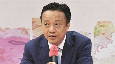新增2401確診 28死亡個案 Australian Chinese Daily
