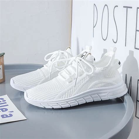 Badu Bg Нова мода Летящи тъкани дамски обувки с въздушна възглавница Дишащи мрежести обувки