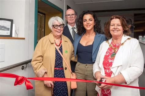 New Derry Girls Exhibition Explores Real Life Inspiration For The Award Winning Show Irish Star