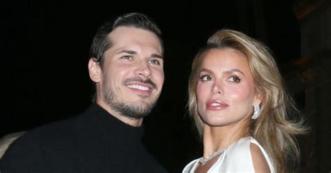 Brooks Nader Shows Off Her Chest In See Through Shirt Photos