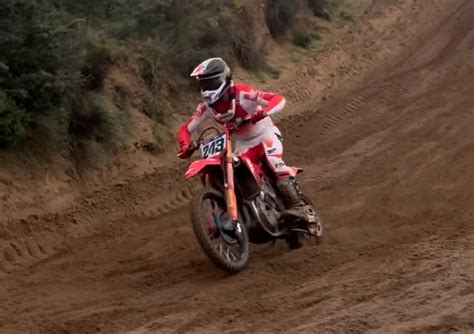 Video Tim Gajser Testing The 2025 Honda Crf450 Rw In Italy