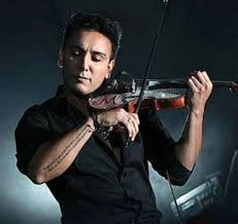 اهنگ زیبای بی احساس قطعه با ویولن توسط شادمهر عقیلی فیلم