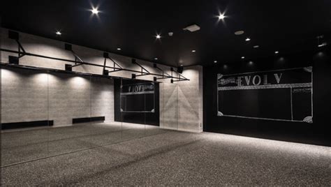 【口コミの真相】evolv エボルブ の痩せない噂や効果の評判を徹底解説！ジム料金も This Gym