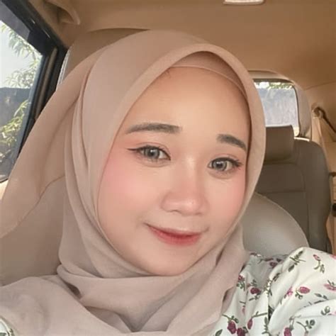 Biasanya Ni Mata Dah Minta Merem Jam 8 Malem Ni Masih Melek Aja Jam Segini