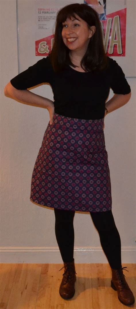 Delphine Skirt From Tilly The Buttons Book Love At First Stitch Sewing Clothes Tilly And