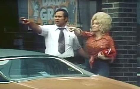 10 Incredible Forgotten Dolly Parton Moments