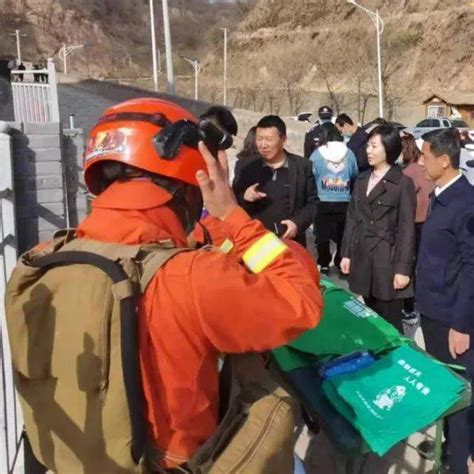 延安国家森林公园管理中心检查清明节期间森林防火工作 进行 重点 区域
