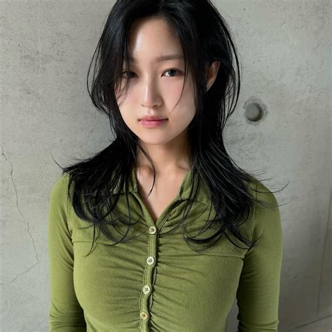 홍대미용실 양리헤어 가벼운 질감이 매력적인 레이어드컷~ 장소나 분위기에 맞춰 층과 질감을 조절할 수