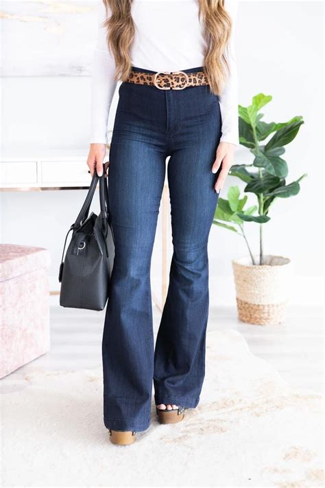 Tops To Wear With Black Flare Jeans At Anthony Bohnsack Blog