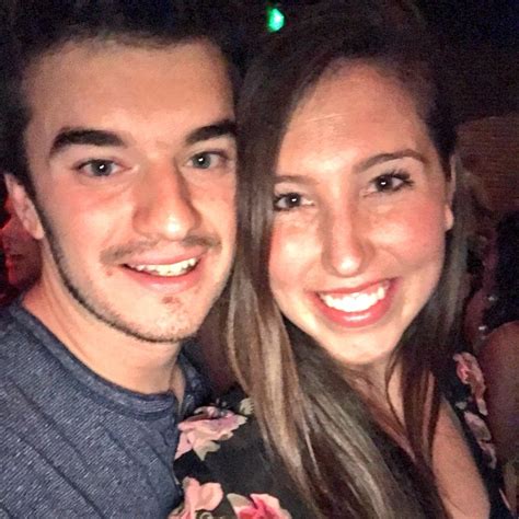 Lindsay Simmons Lindsayshea11 Twitter