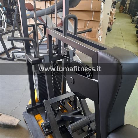 Vertical Row Technogym Nero Luma Fitness
