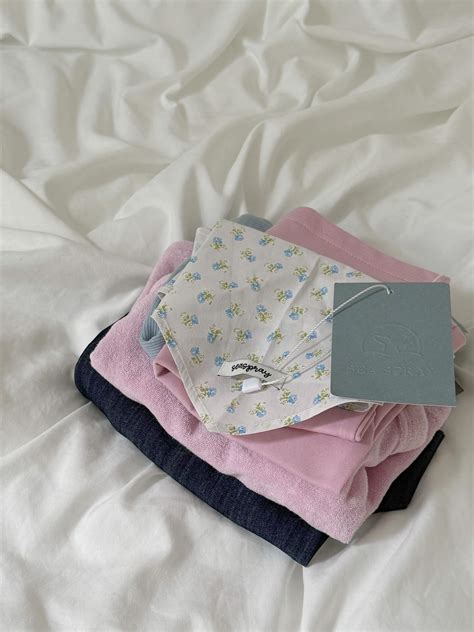 홍은영 육아가 본업인 사람 🕊️ Harinwithmom • Instagram Photos And Videos