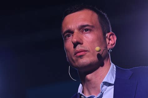 Активите за Бонев и Терзиев пасивите за софиянци