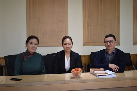 МУИС ийн профессор Г Лхагвасүрэнгийн нэрэмжит сургалтын тэтгэлгийг… Монгол Улсын Их Сургууль