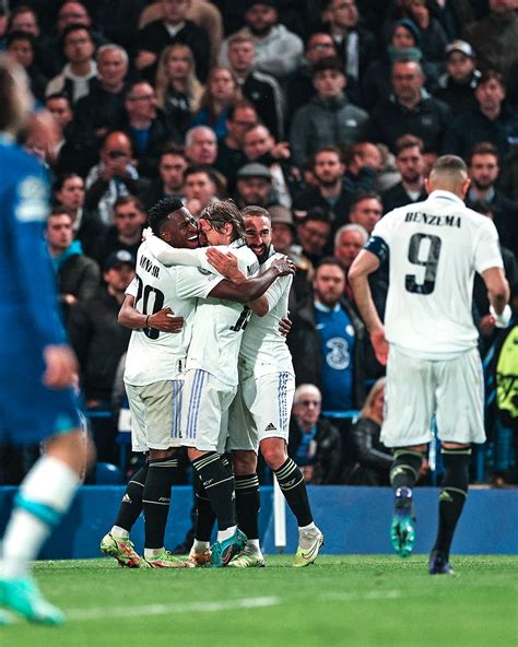دوري أبطال أوربا ريال مدريد الإسباني وميلان الإيطالي إلى نصف النهائي