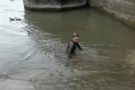 Политик из Франции Филиппо 1 4 млрд евро на очистку Сены потрачены впустую Аргументы и Факты