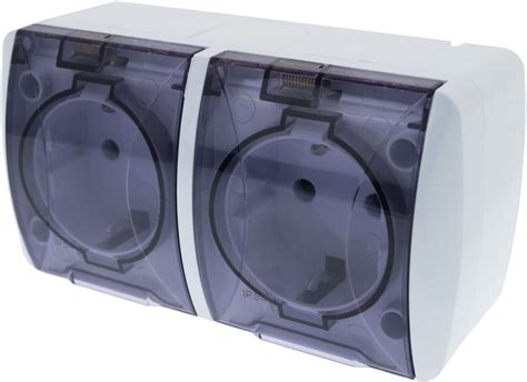 Розетка накладна Quantum Qm РНБК 00020 подвійна із заземленням бризкозахищена з кришкою Біла