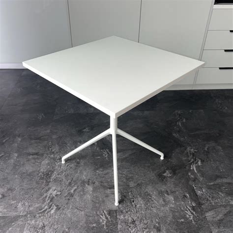 Arper Yop White 690x690 Folding Cafe Table