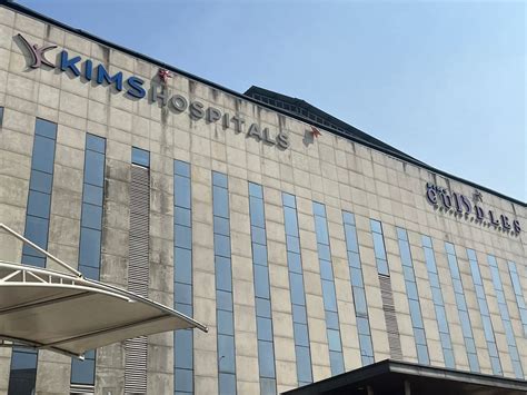 Deaf Mute Couple Teach Doctors Sign Language To Save Newborn