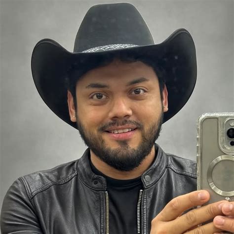 Alejandro Castor Alexxcastor On Threads