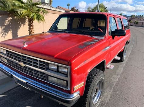 1990 Chevrolet Suburban 4x4 2500 V2500 Auto 57 Classic Chevrolet
