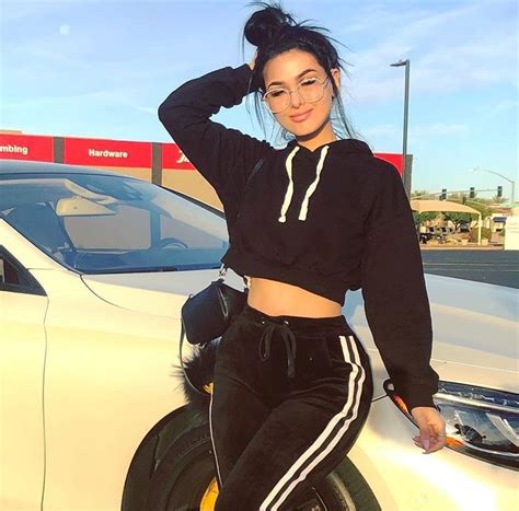 Pinterest Lalaromyy ♕ Hottest Female Celebrities Fashion Favorite