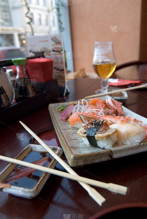 餐馆 东方食品 垂直画幅 家庭生活 海产 明虾 饮料 商业厨房 瓷器 生鱼片