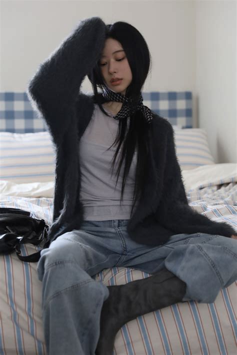 컬러인아이디 노버튼 소프트 퍼 가디건