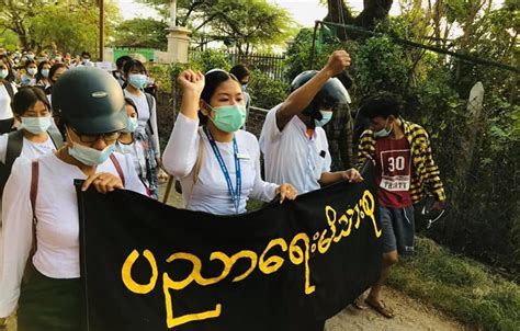 Dvb စစ်အာဏာရှင်စနစ်တိုက်ဖျက်ရေး မန္တလေးတပ်ပေါင်းစု သပိတ်စစ်ကြောင်း ဖြိုခွင်းခံရ