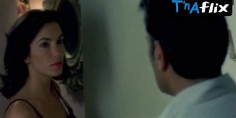 Aure Atika Breasts Bush Scene In Turn Left At The End Of The World