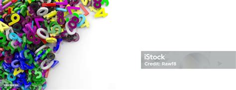 교육 수학 계산 개념입니다 흰색 배경 복사 공간 다채로운 인물 숫자 배너 3 차원 일러스트 레이 션 가능성에 대한 스톡 사진 및