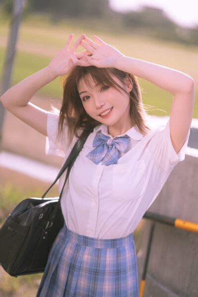 少女头像图片欣赏 超高清少女头像大全 艺图语