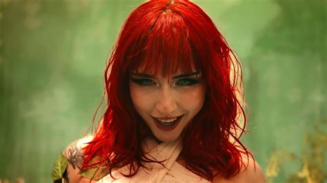 Vana Serpentine Official Music Video Youtube
