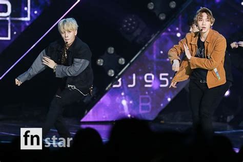 포토 JBJ95 둘만으로도 꽉찬 무대 헉스