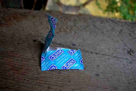 Things Adults Should Not Do In Bed Thrillist