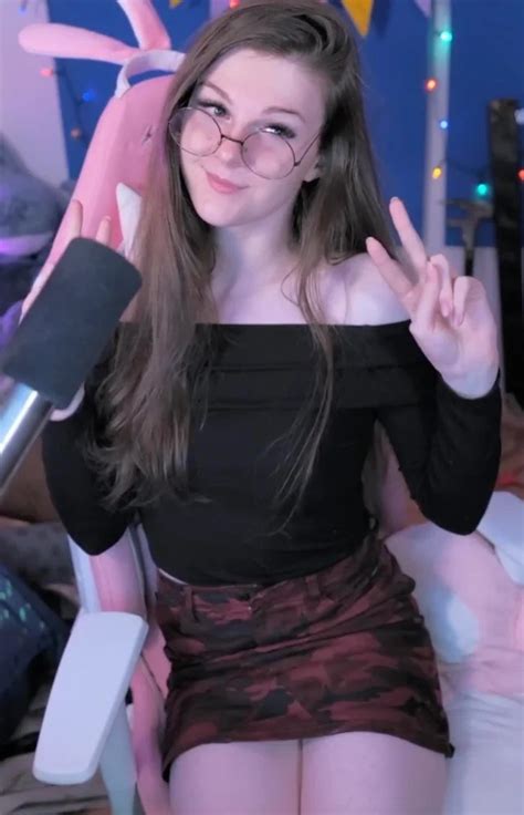 F Nn Ter Jkontumblr On Tumblr Cute Femboy Outfits Cute Simple Outfits Femboy