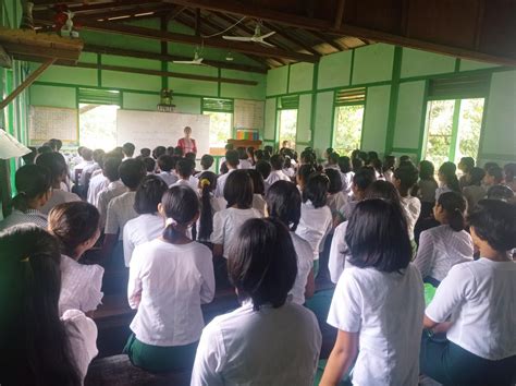 ကသာမြို့၌ ကလေးသူငယ်အခွင့်အရေးများကို ကလေးများသိရှိနားလည်ရေး အသိပညာပေးဟောပြောပွဲပြုလုပ