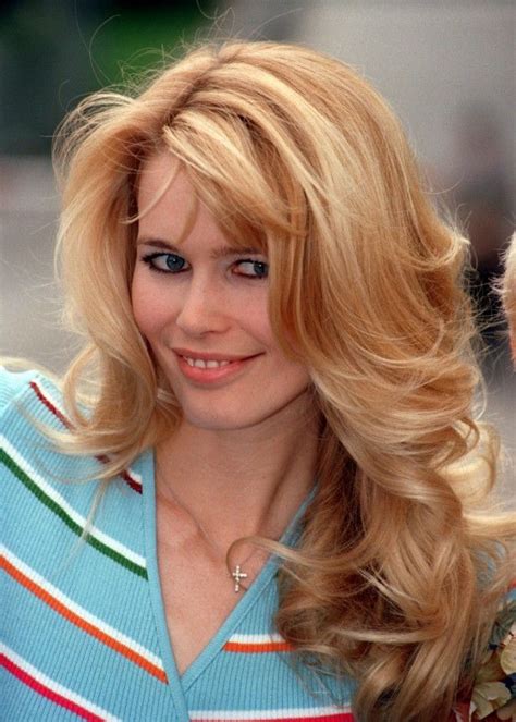 Claudia Schiffer Wird 40 Fräulein Immerschön 90s Hairstyles Blonde
