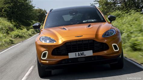 Aston Martin Dbx Golden Saffron 2021my