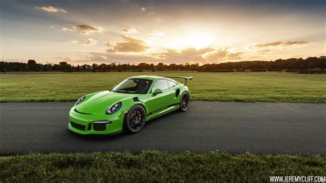 Green Porsche Gt3 Rs Wallpaper 3840x2160