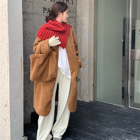 조이앤유 노카라 라운드 양털 후리스 롱 코트 Zs125863