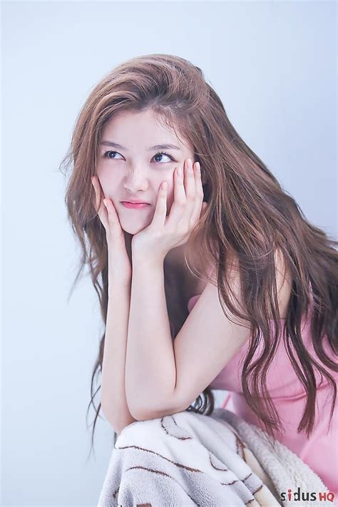 Detail Kim Yoo Jung Photoshoot Koleksi Nomer 7