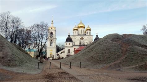 Собор Успения Пресвятой Богородицы Дмитров Дмитровский городской округ фотография
