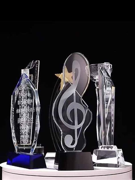 Hbl 고급 저렴한 사용자 정의 모양 빈 K9 유리 트로피 크리스탈 수상 크리스탈 유리 상 트로피