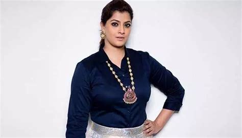 డ్రగ్స్ కేసుపై స్పందించిన నటి వరలక్ష్మి శరత్‌కుమార్ ఏమన్నారంటే